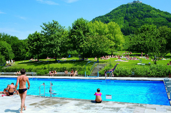 Höhenfreibad Neuffen - Ausflüge mit dem VVS in der Region Stuttgart: VVS